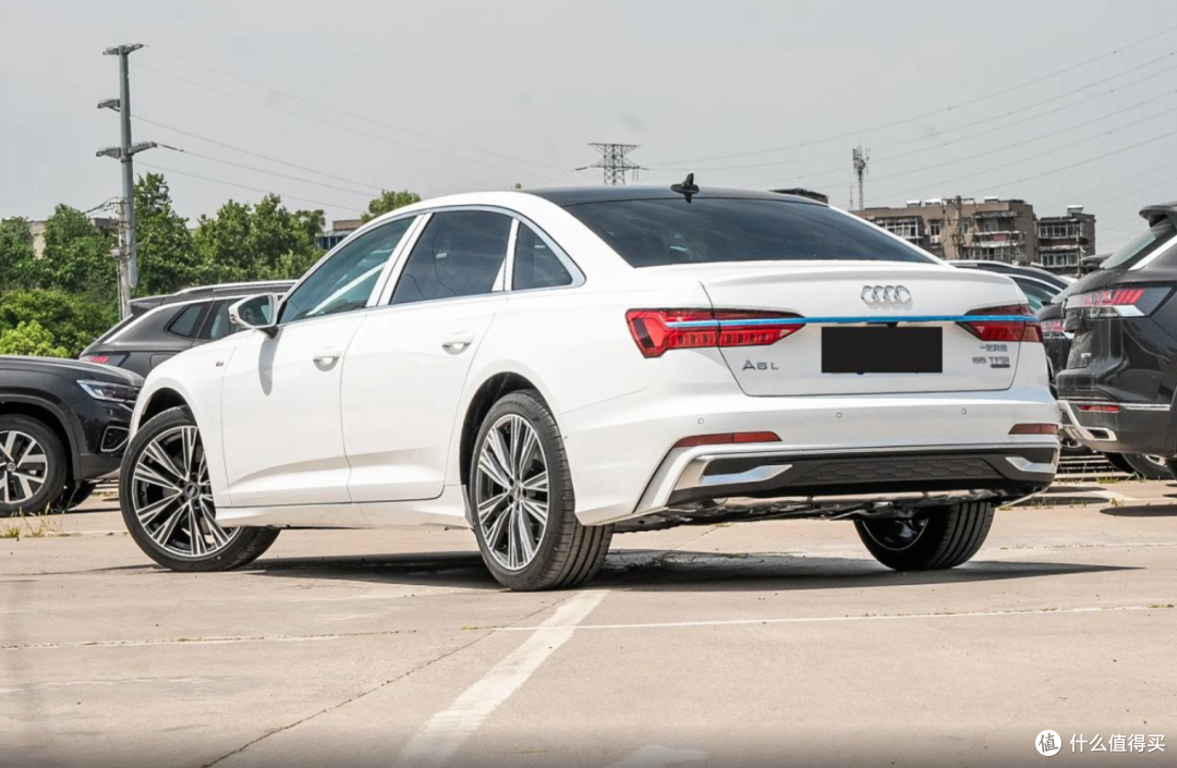 2026款奥迪A6L上市：42.79万起，务实改款还是缺乏新意？_中大型车_什么值得买