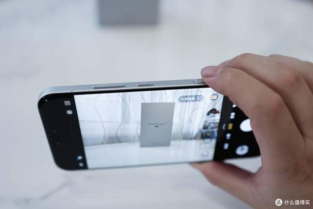 荣耀Magic8 Pro全面评测，AI手机创新带来极致科技体验_安卓手机_什么值得买