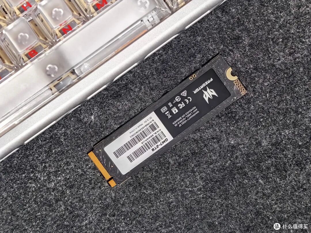 双11买硬盘，PCle 4.0和PCle 5.0谁更值？掠夺者GM7&GM9深度实测_固态硬盘_什么值得买