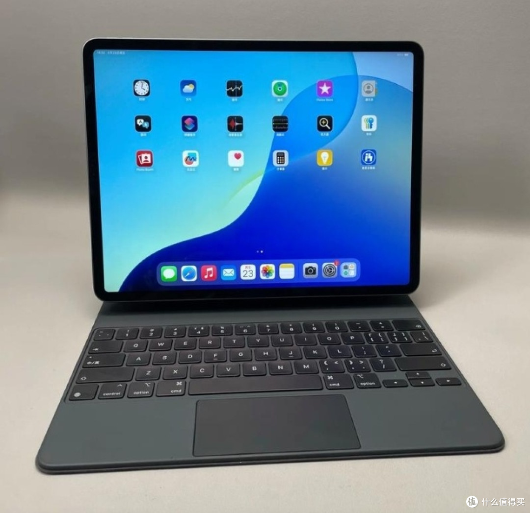 iPad Pro 2025款深度解析：性能跃升背后的价值与争议_平板电脑_什么值得买