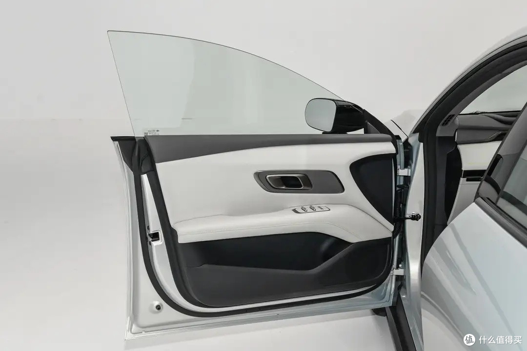 深蓝L06预售开启 15万元内轿跑_新能源车_什么值得买