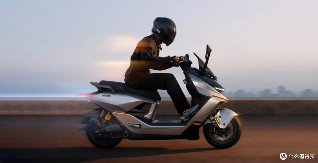 电摩天花板九号M5 200：一车搞定续航、空间、智能三大痛点！_摩托车配件_什么值得买
