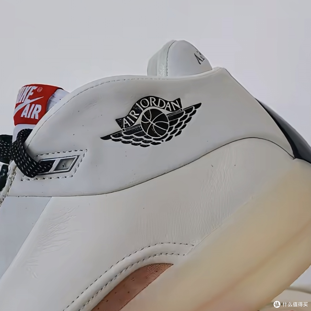 这双AJ40直接把黑脚趾的魂焊进2025了！_篮球鞋_什么值得买