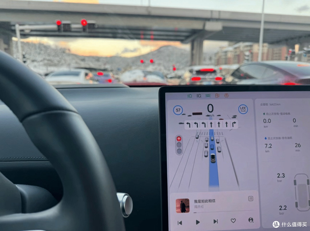 理想车主必看！ACC/LCC/NOA 保姆级解析，新手也能秒变老司机_新能源车_什么值得买