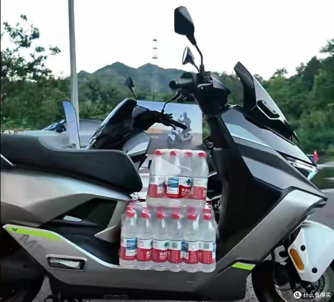 首发价¥18,999起！九号新旗舰 M5 200高能亮相，开启预约！_摩托车整车_什么值得买