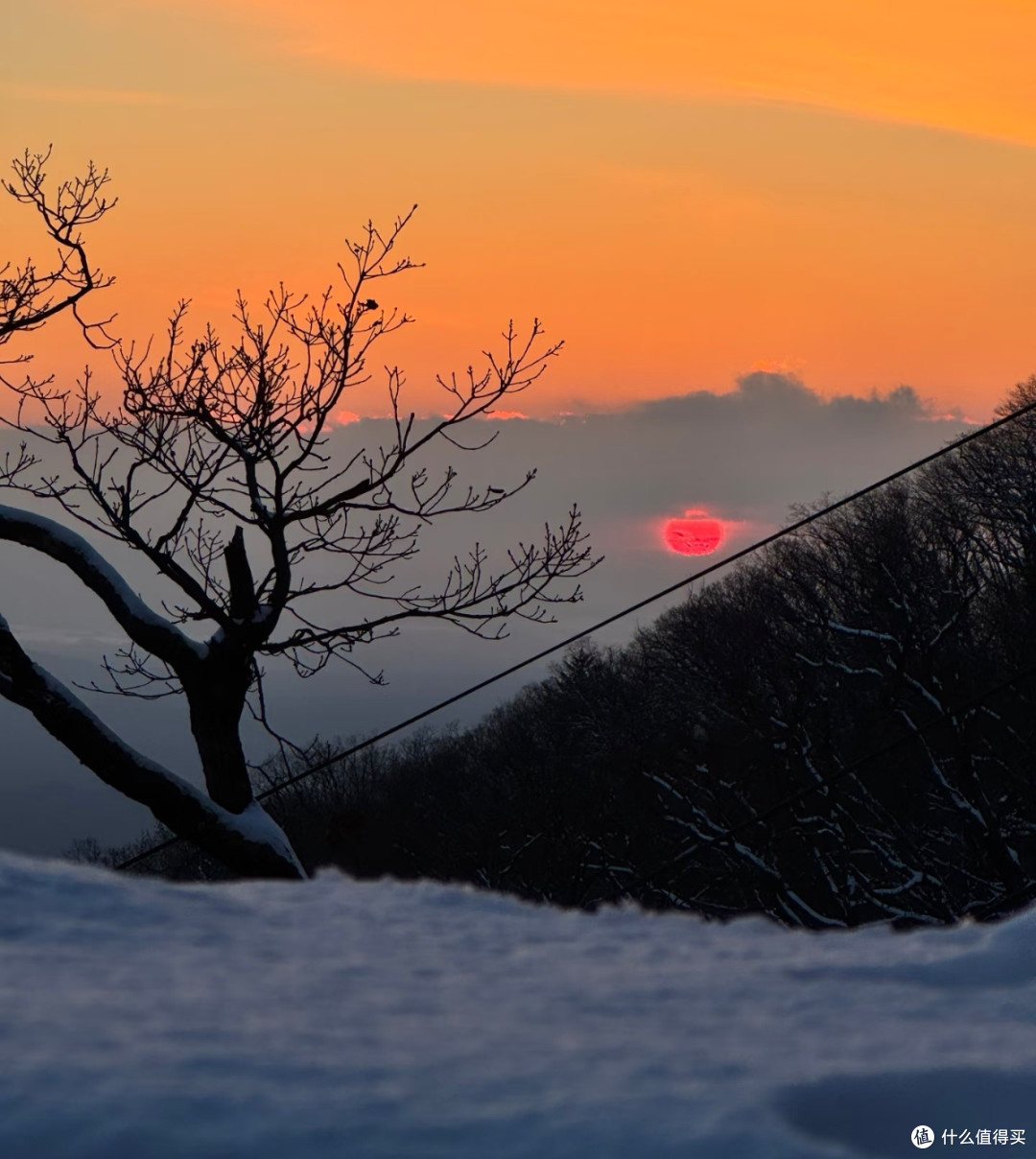 松花湖滑雪场：雾凇伴雪滑，一站式滑雪胜地_滑雪装备_什么值得买