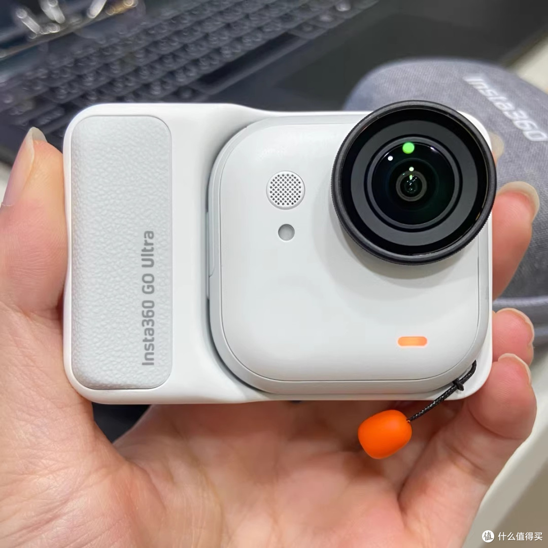 雪场隐形伙伴：影石GO Ultra_运动相机_什么值得买