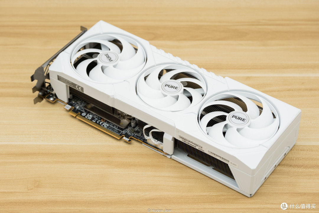 AMD FSR RedStone版本游戏实测：多个功能加持，实战效果飞跃！_显卡_什么值得买