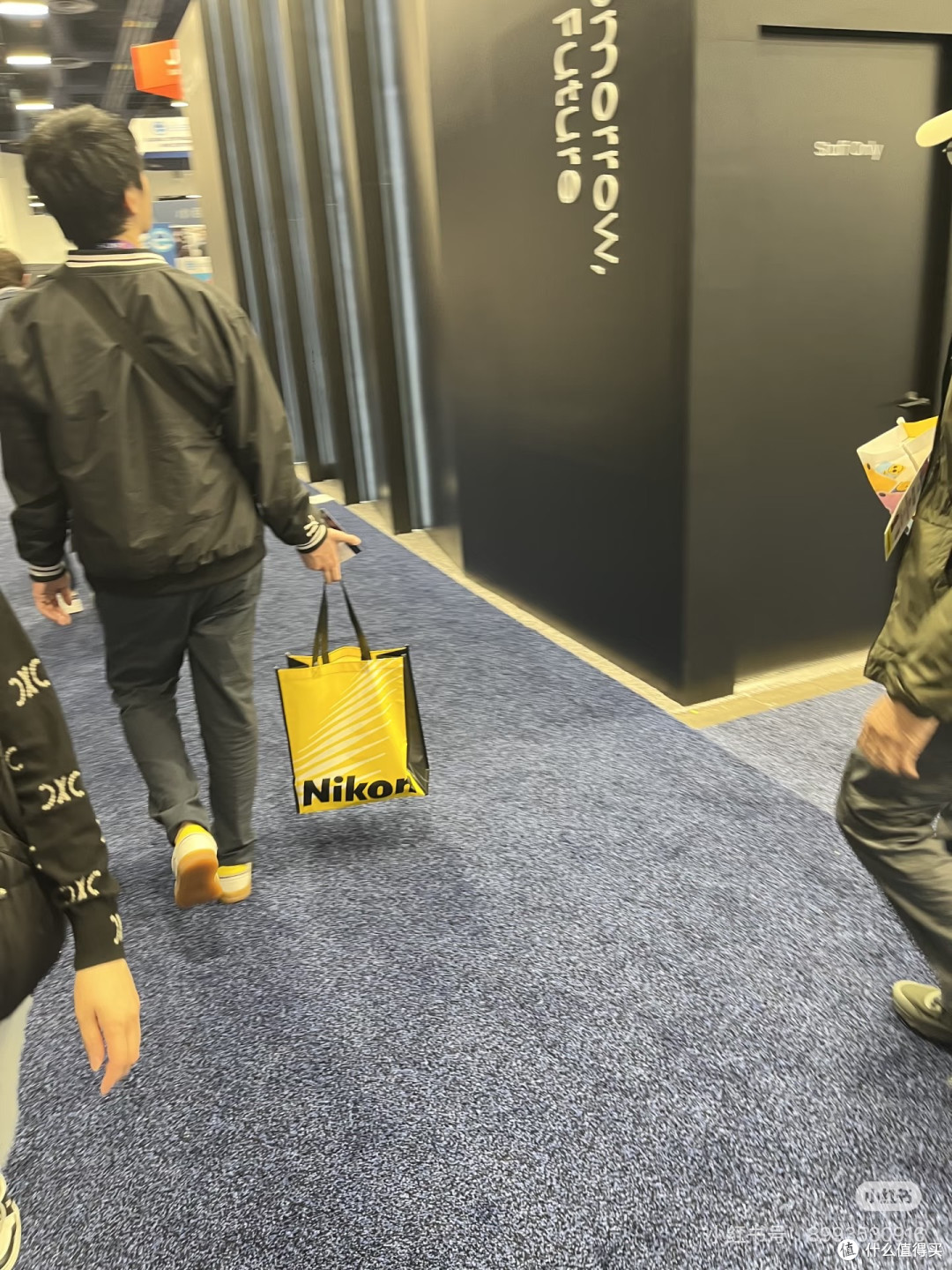 CES 2026：AI“脱虚向实”，具身智能迎来“iPhone时刻”_智能机器人_什么值得买