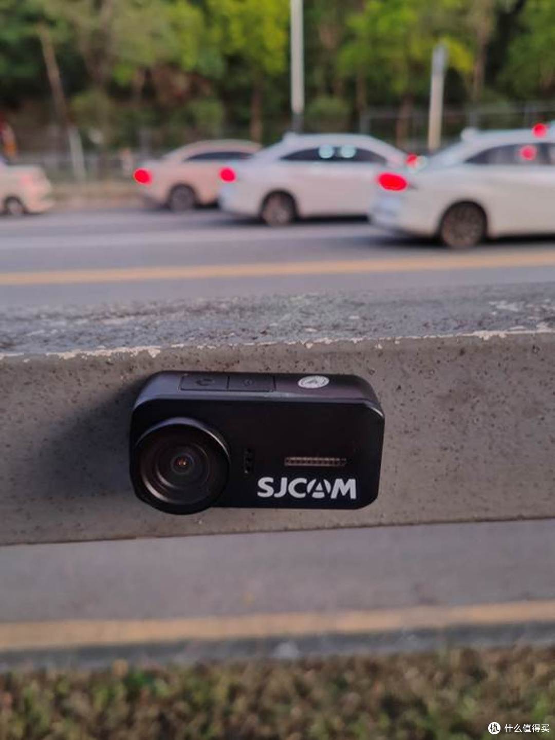 拇指大的SJCAM C110+，为何成了我车上的“第一视角神眼”？_行车记录仪_什么值得买